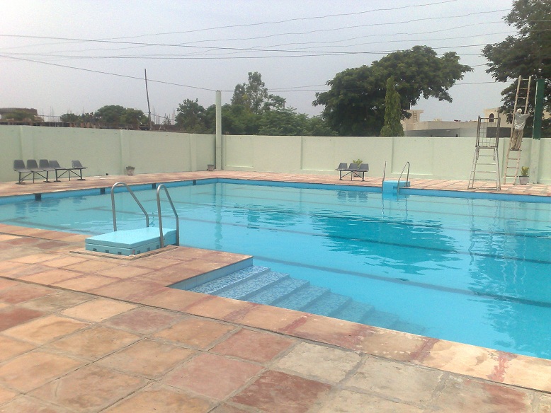 Benefits of Aquatic Therapy in Readymade Swimming Pool | Arrdev Pools